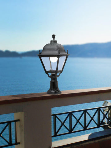Gate Light/Post Top - Elevate Your Curb Appeal with Eye-Catching Light